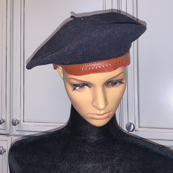 Vintage | Accessories | Vtg Jaizkibel Basque De Luxe Wool Beret Paris ...